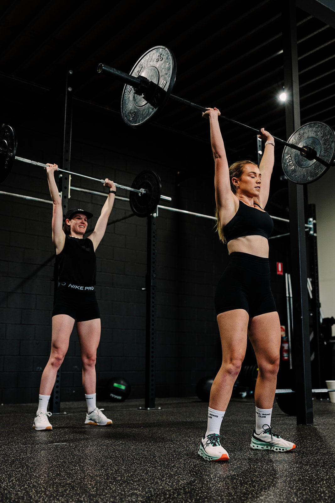 Full Send Club Crew Socks – Functional Crew